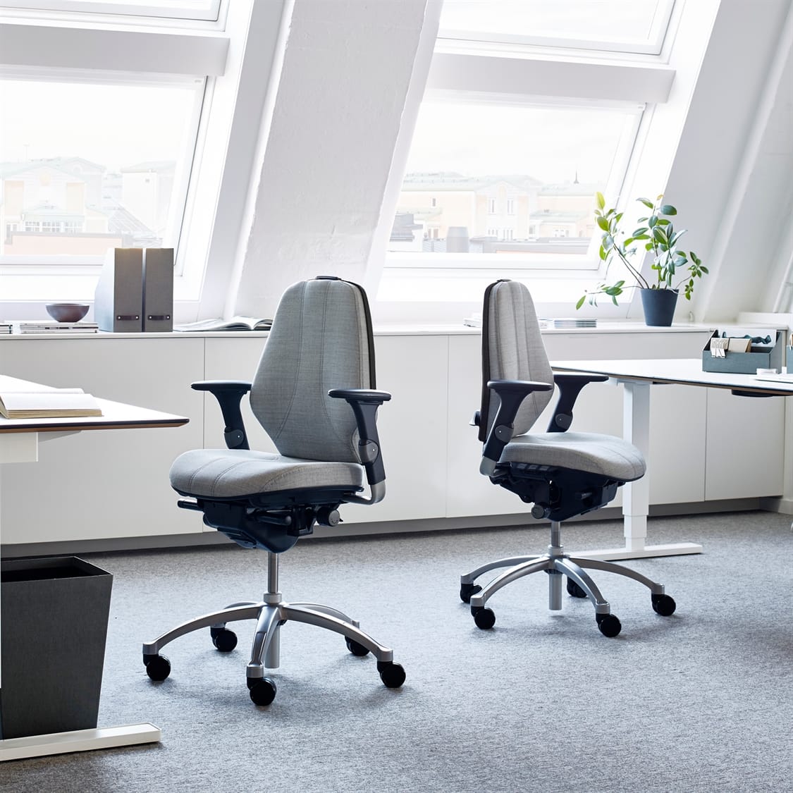 RH Logic 300 - Back in Action