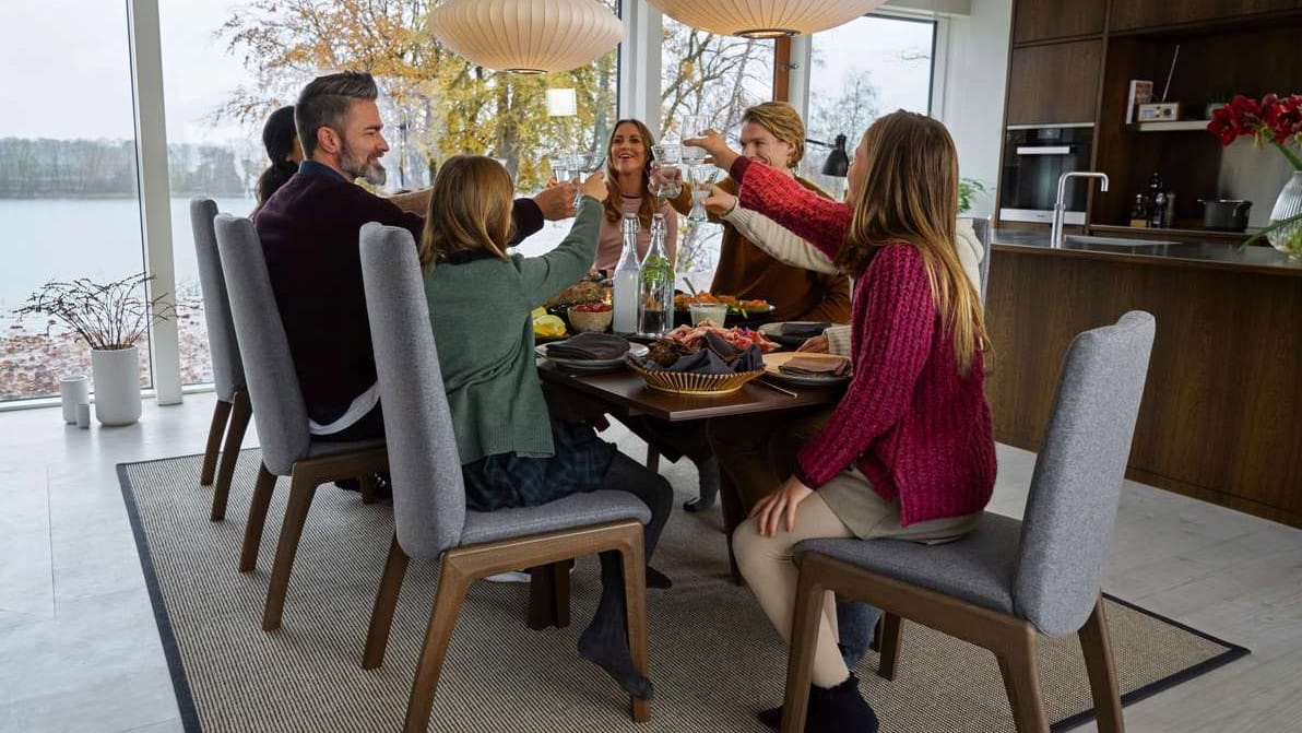 Stressless Dining - Back in Action