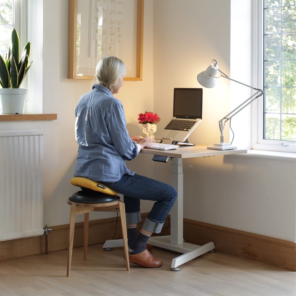 HumanTool Saddle Seat - IN STOCK! - Back in Action